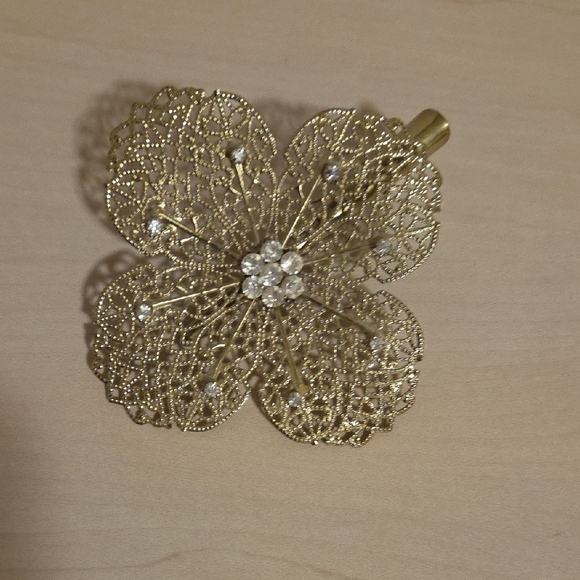 Unknown | Accessories | Gold Filigree Floral Hair Clip With Rhinestone ...